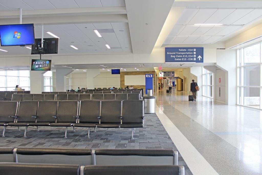 4319 DFW Terminal E Phase 3 Final 001 - Manhattan Construction Company